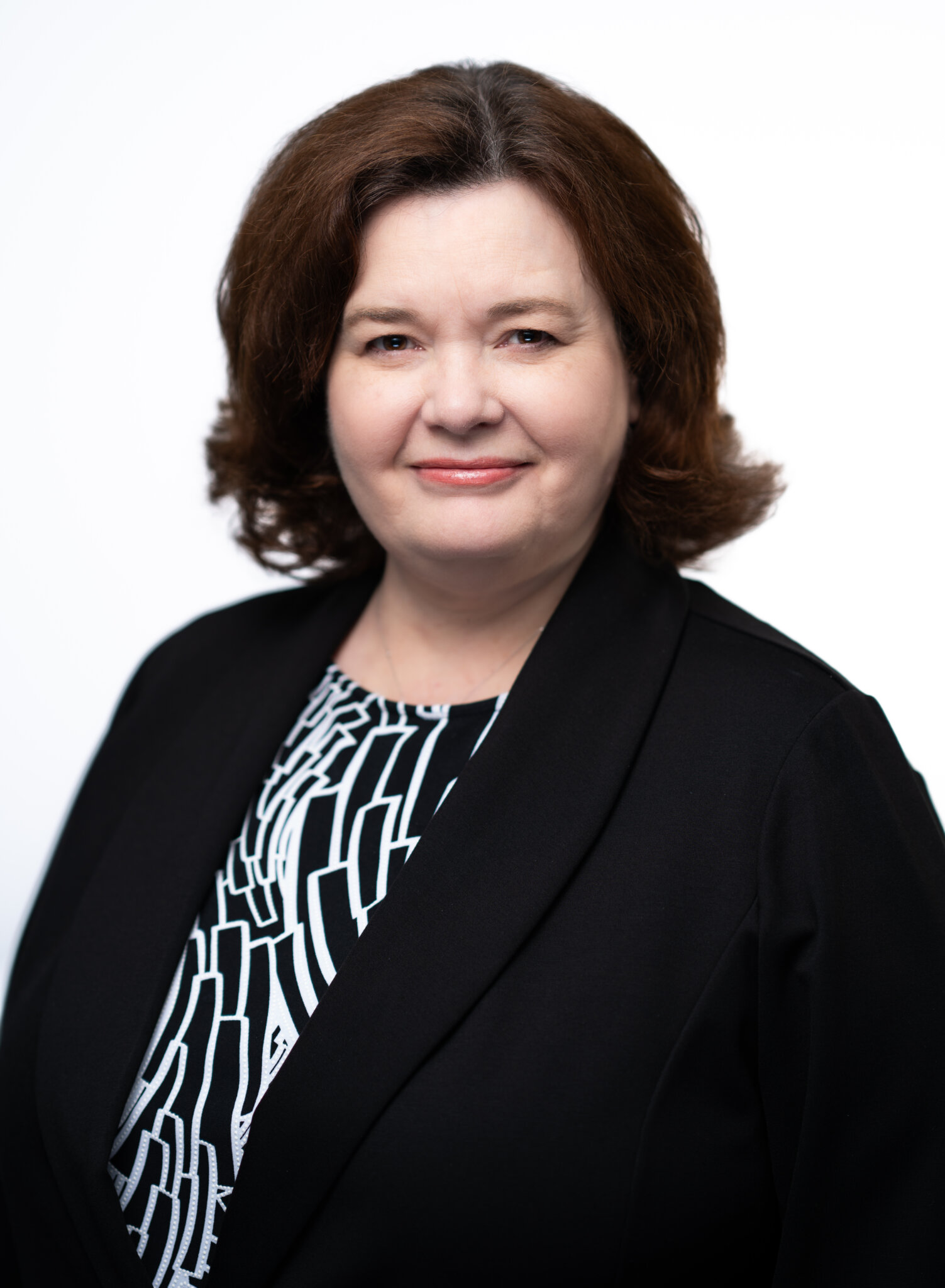 Sandra Reid, AIS - Snellings Walters